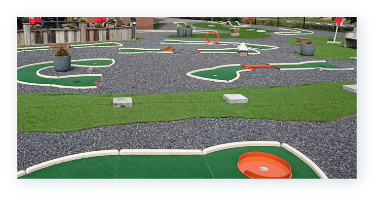 Mini-golf Green Parc sur mesure - Loisirs Extérieurs